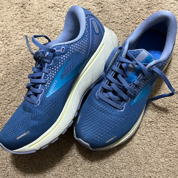 Brooks | Shoes | Brooks Excellent Condition | Poshmark